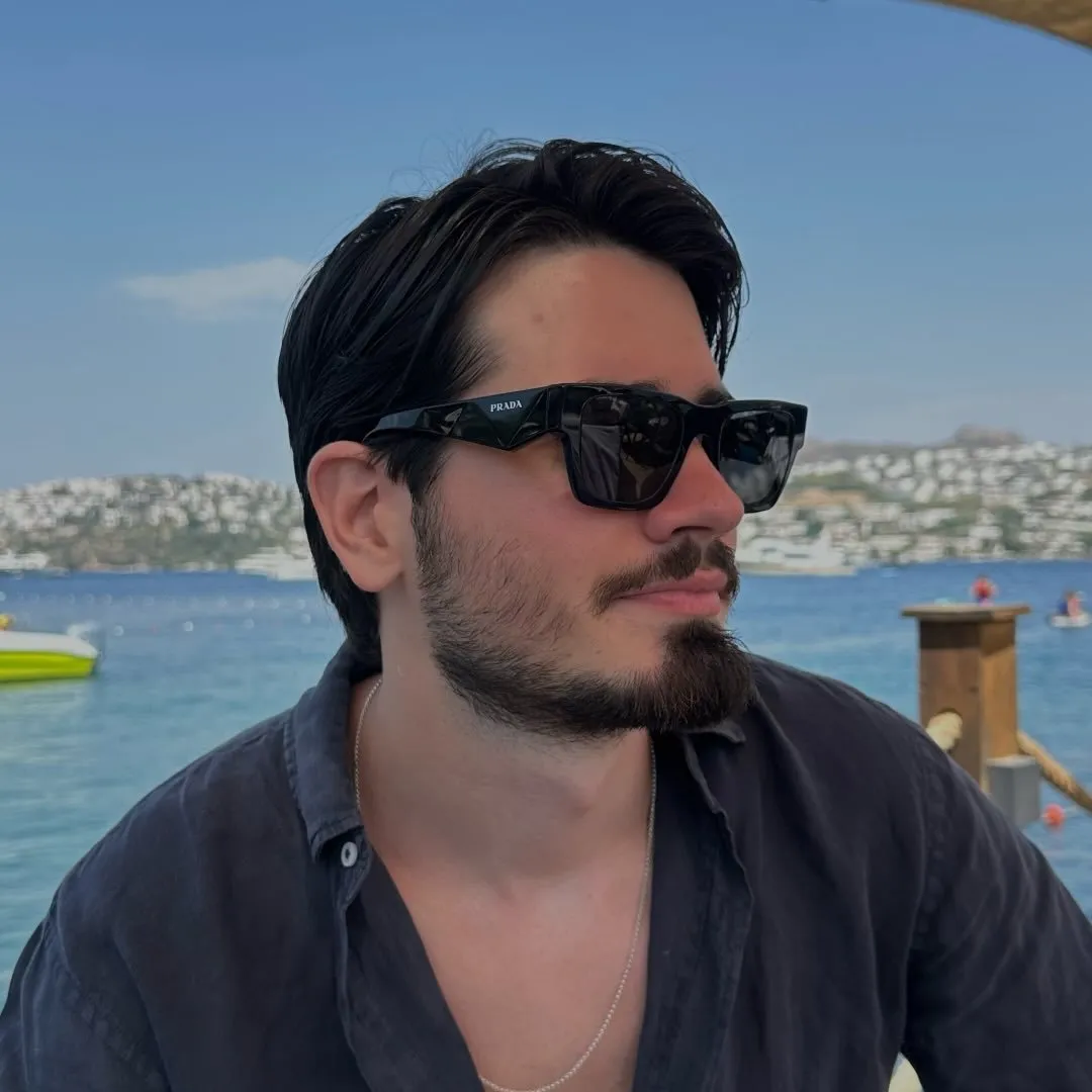 Efe Can Karakaya | Detaylı Biyografi - Negiyer