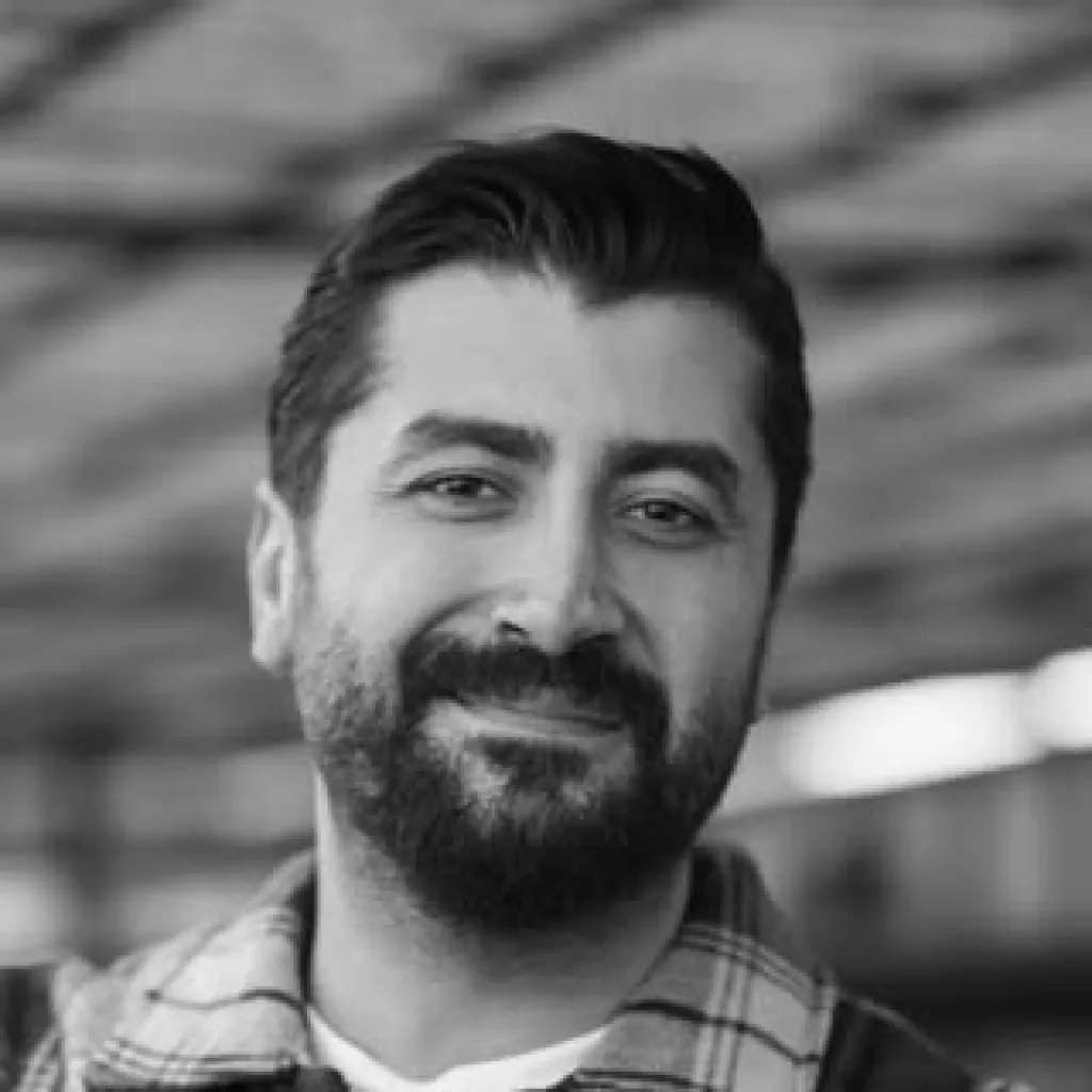 Onur Akbay | Detaylı Biyografi - Negiyer